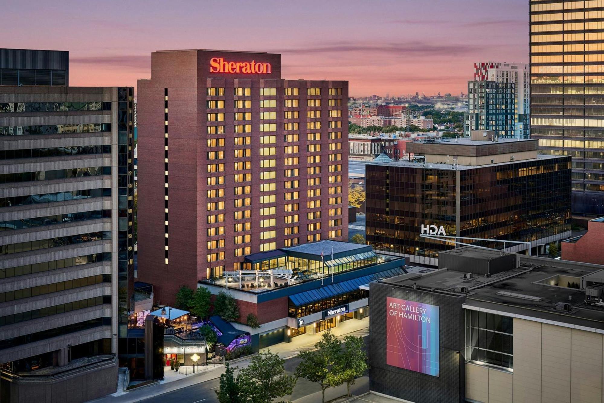 HOTEL SHERATON HAMILTON | ⋆⋆⋆ | CANADA | SEASON DEALS FROM $279